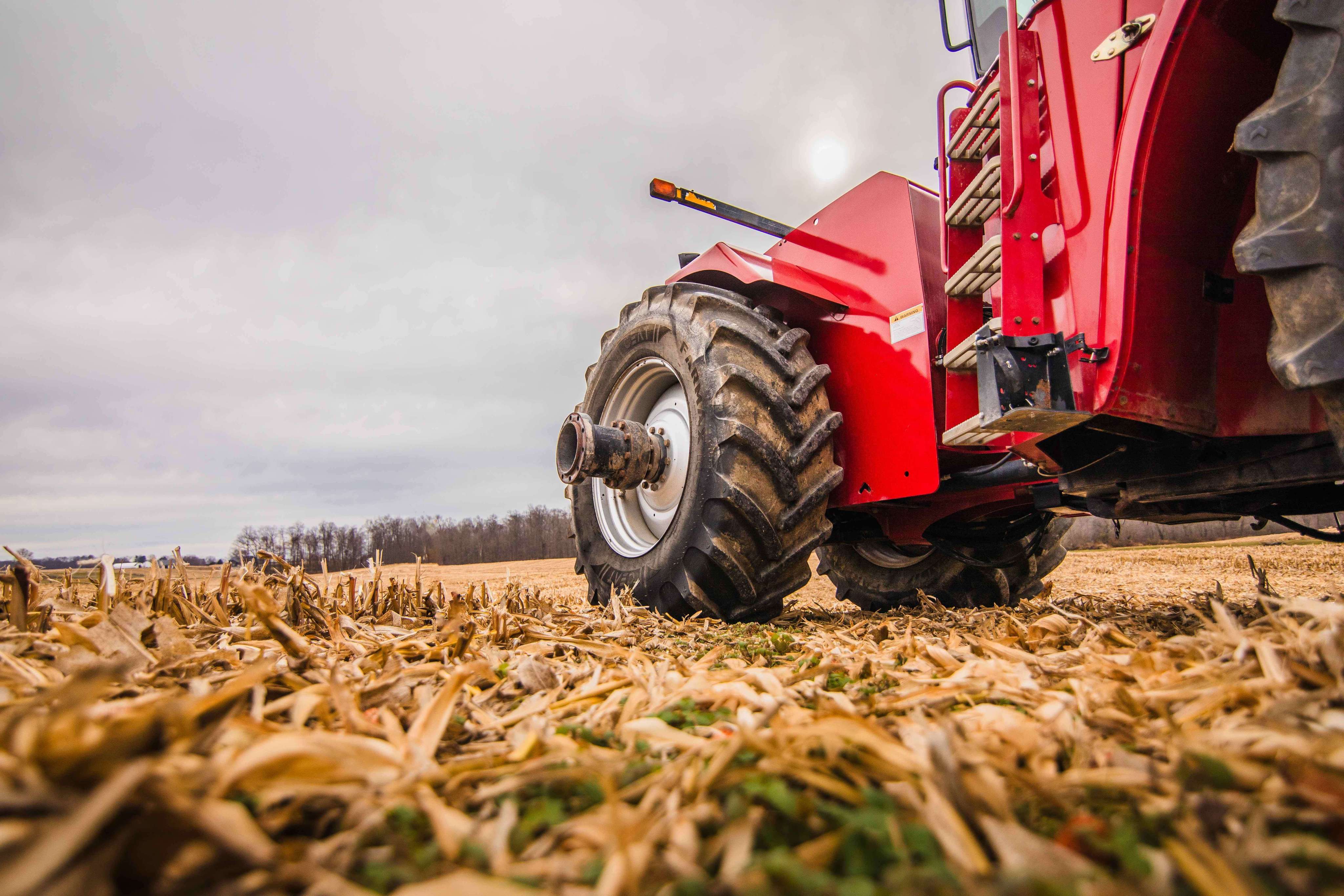 What is the Right Inflation Pressure for Any Tractor Tire?
