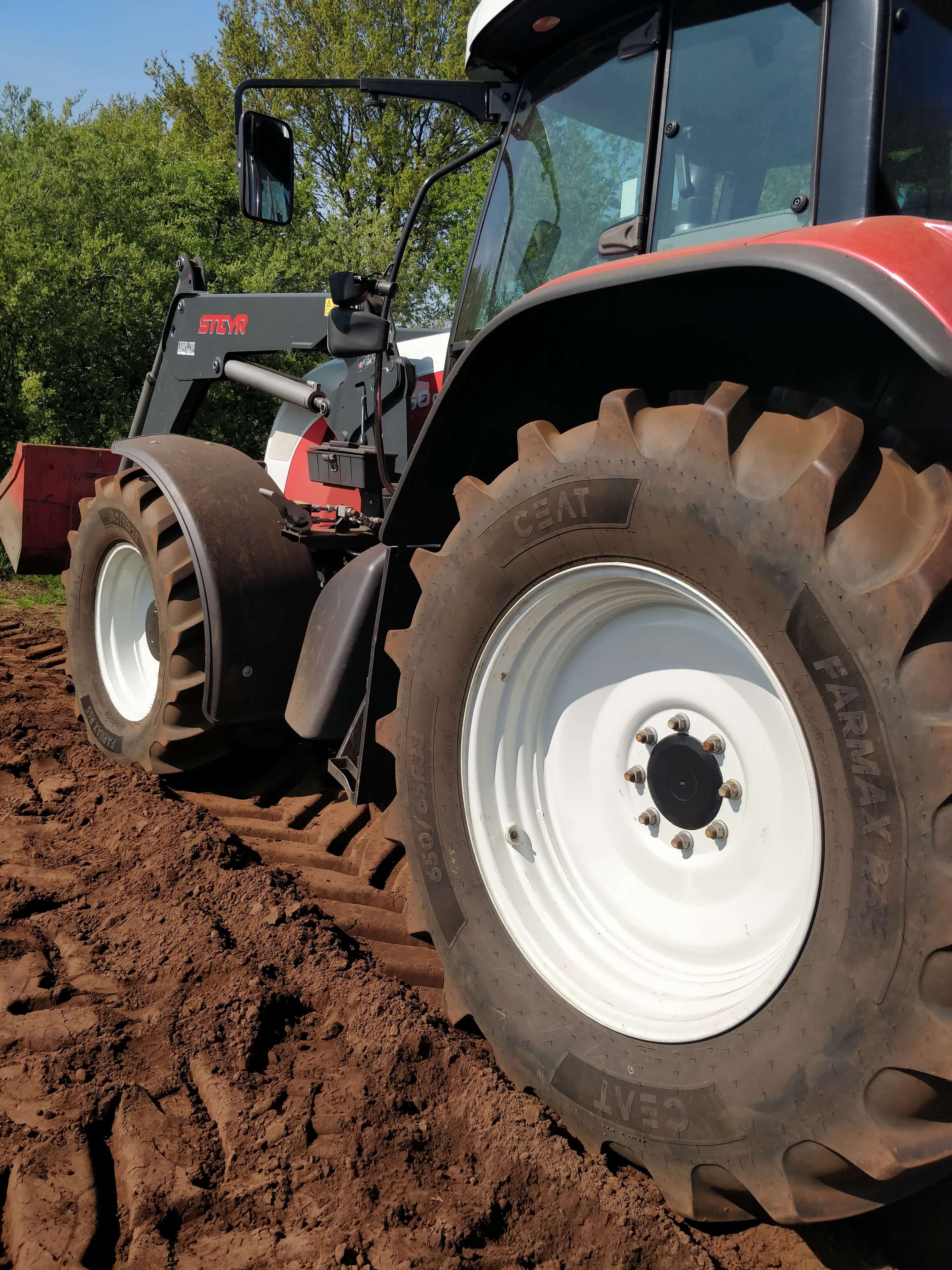Why You Shouldn’t Skimp on Quality for Your Agricultural Vehicles